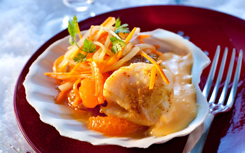 Recette Saint-Jacques poêlées aux clémentines rôties économique et ...