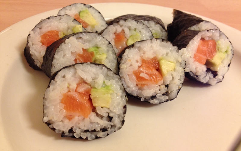 Recette Sushis saumon - avocat économique > Cuisine Étudiant